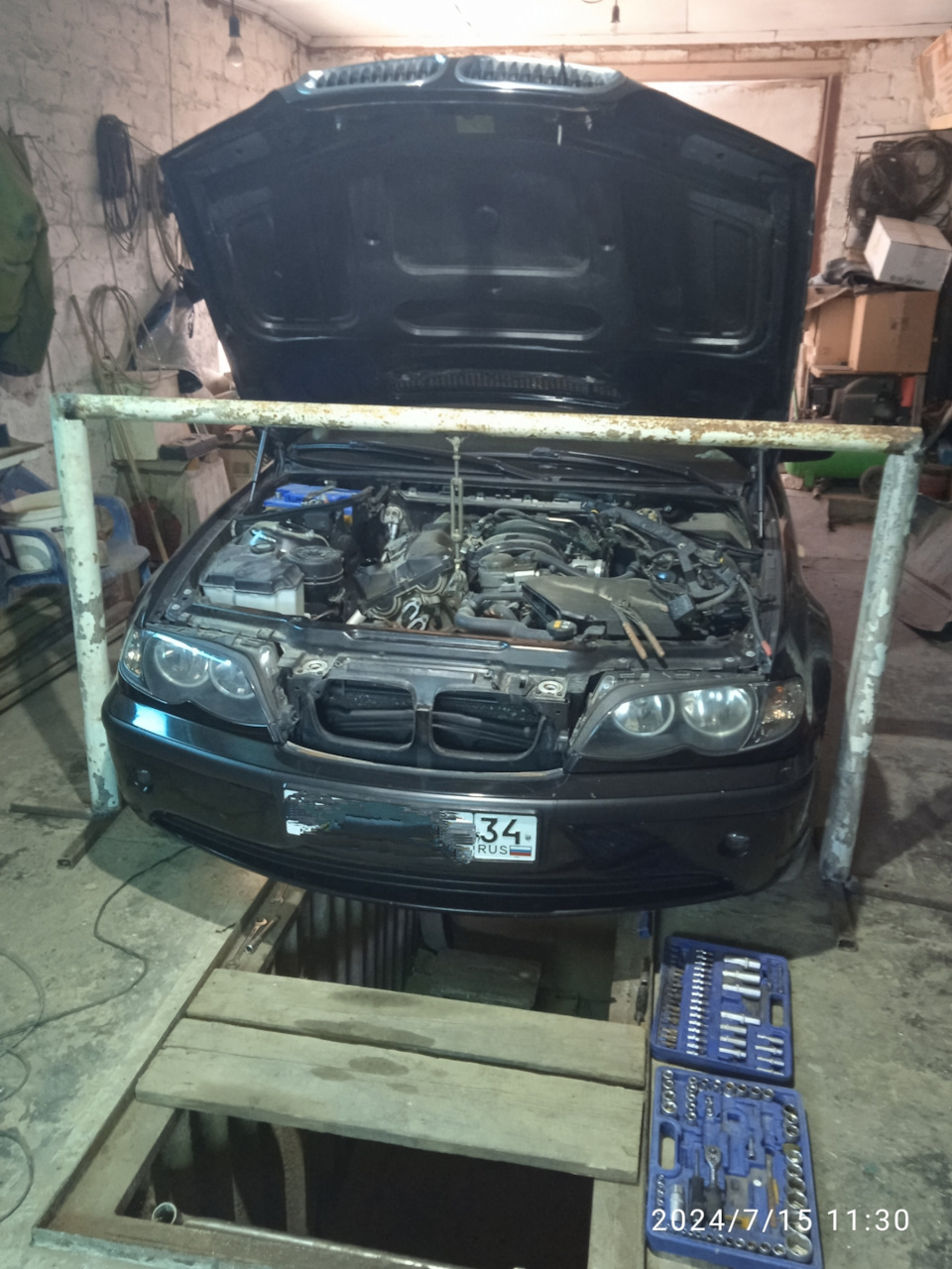 Извлечение обломков успокоителя — BMW 3 series (E46), 1,8 л, 2004 года ...