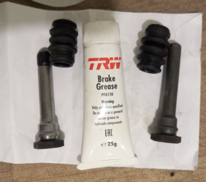 Весенняя проверка тормозов — Ford Fiesta (Mk VI), 1,5 л, 2013 года ...