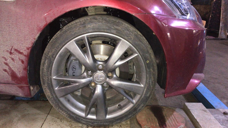 Замена передних подкрылок SAT — Lexus IS II, 2,5 л, 2007 года | визит ...