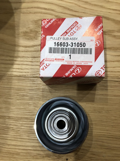 1660331050 Ролик натяжной/обводной TOYOTA LEXUS | Запчасти на DRIVE2