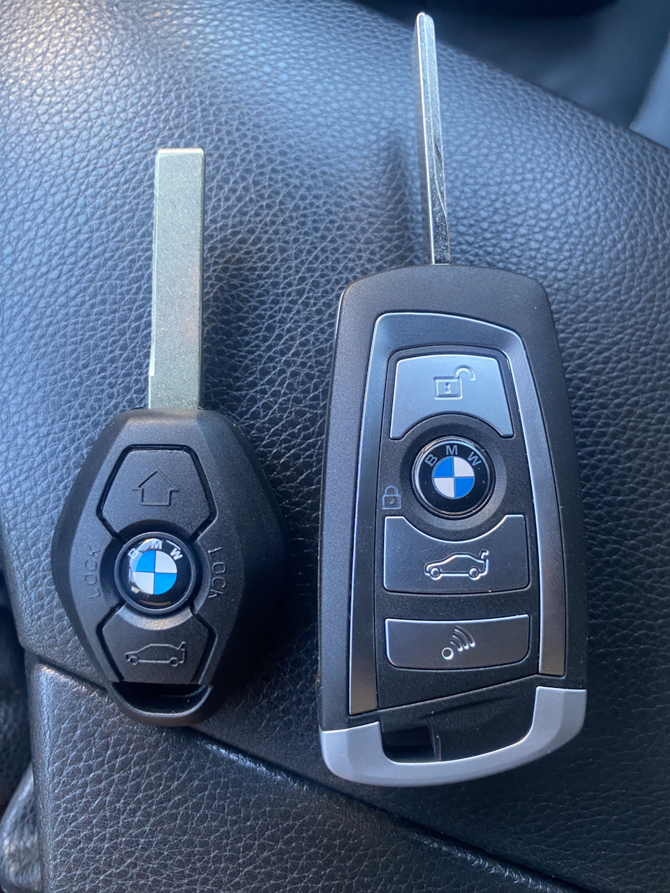 Ключ в стиле F10 и заводской ромб — BMW 5 series (E60), 2,2 л, 2003 ...