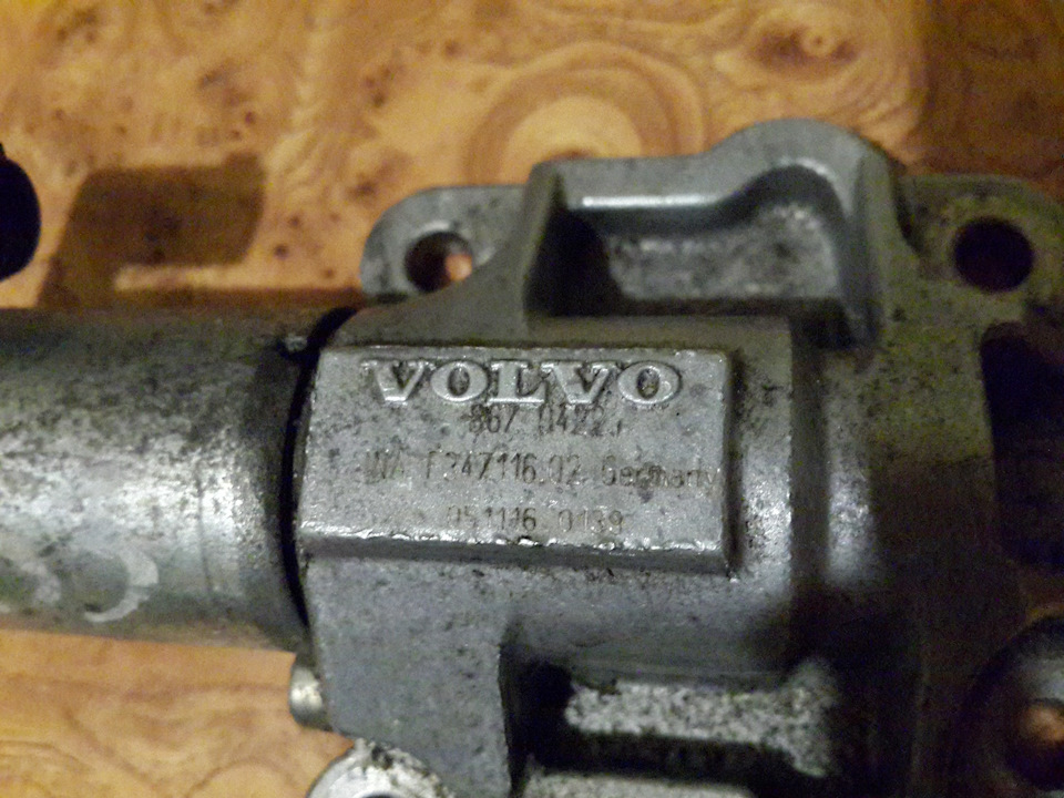 8670421 Клапан фазорегуляторов Volvo | Запчасти на DRIVE2