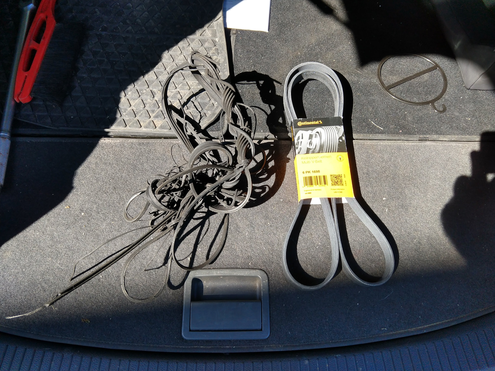 Внеплановый ремонт — Volkswagen Touran (1G), 1,4 л, 2011 года | поломка ...