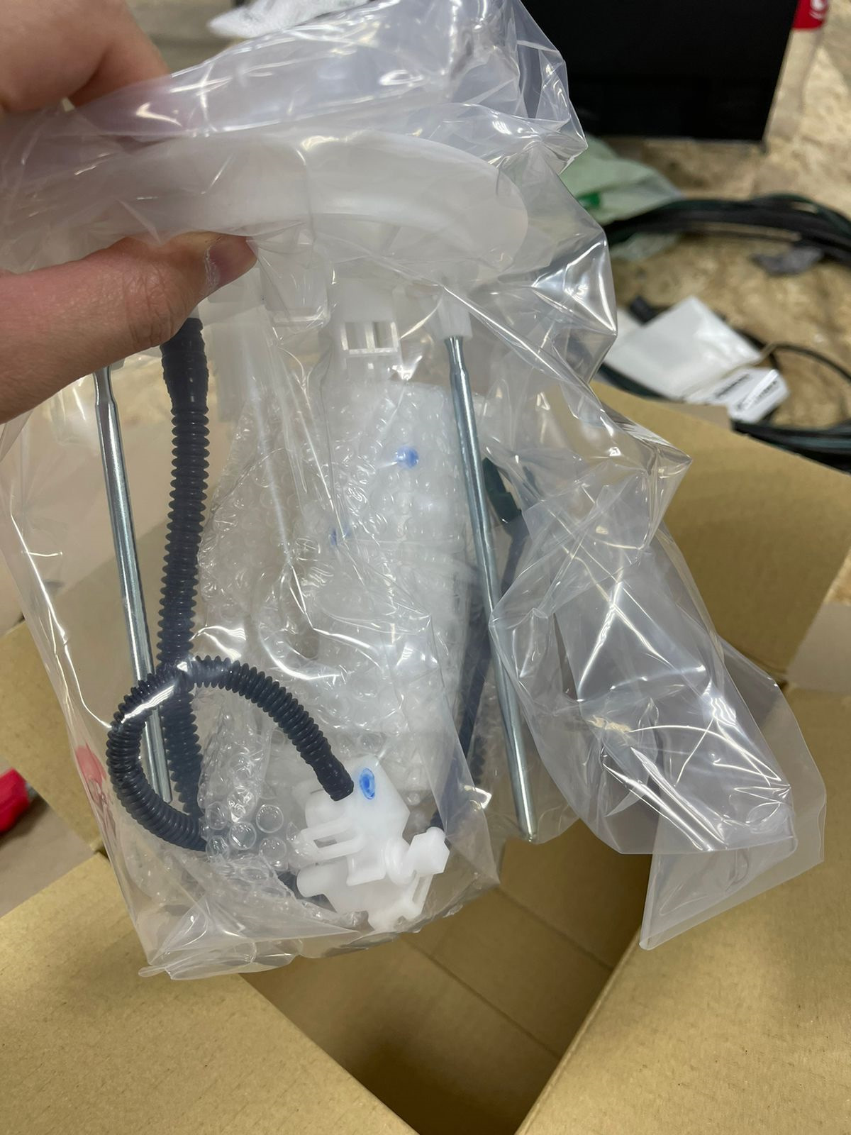 Замена топливного фильтра — Lexus RX (4G), 2 л., 2015 года | визит на ...