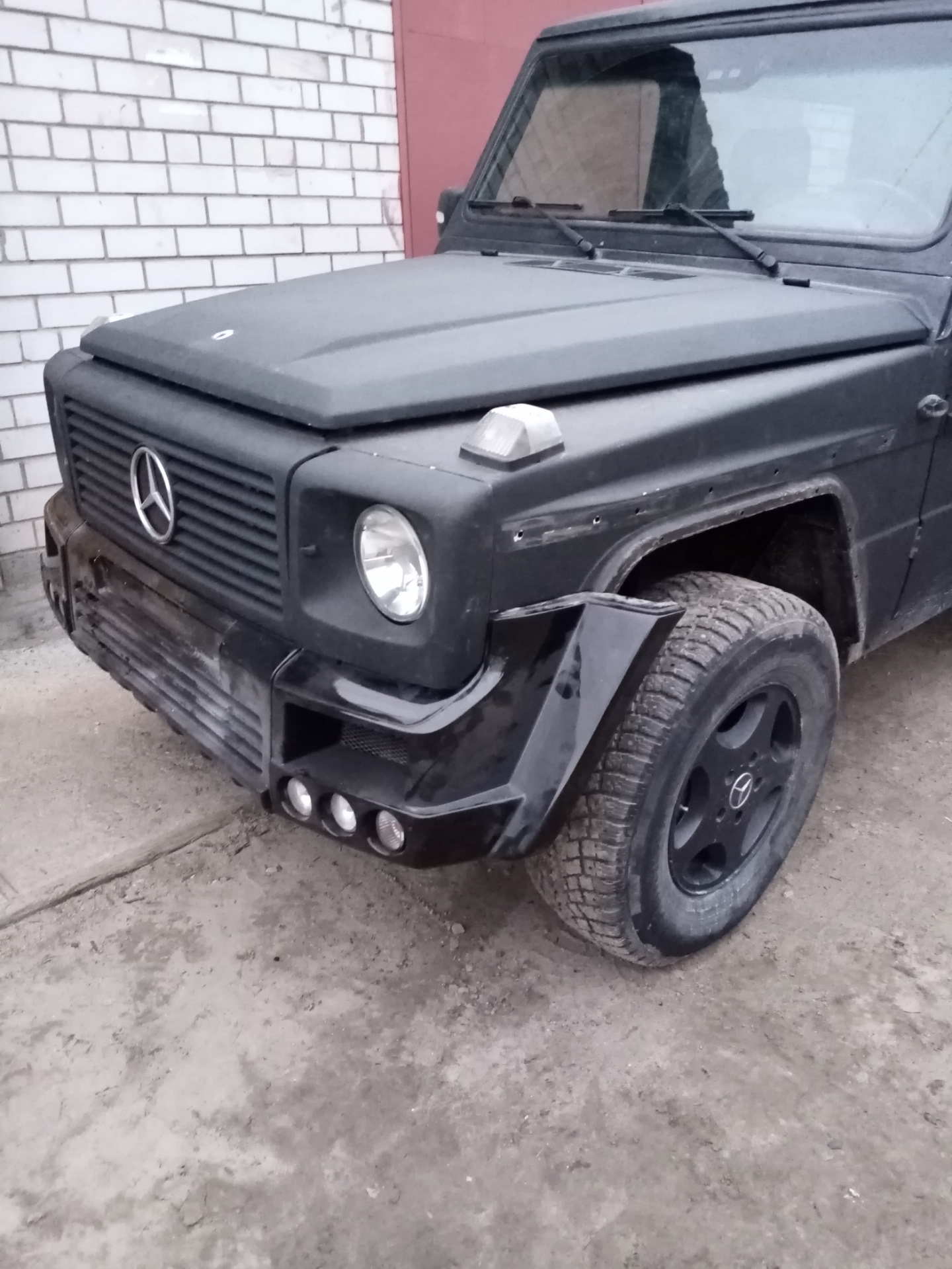 Предварительная примерка бампера — Mercedes-Benz G-Class (W463 1G), 3,2 л, 1995 года | тюнинг ...