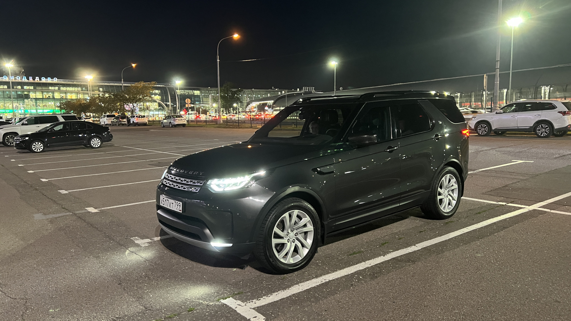 Land Rover Discovery V 3.0 дизельный 2018 | D5 на DRIVE2