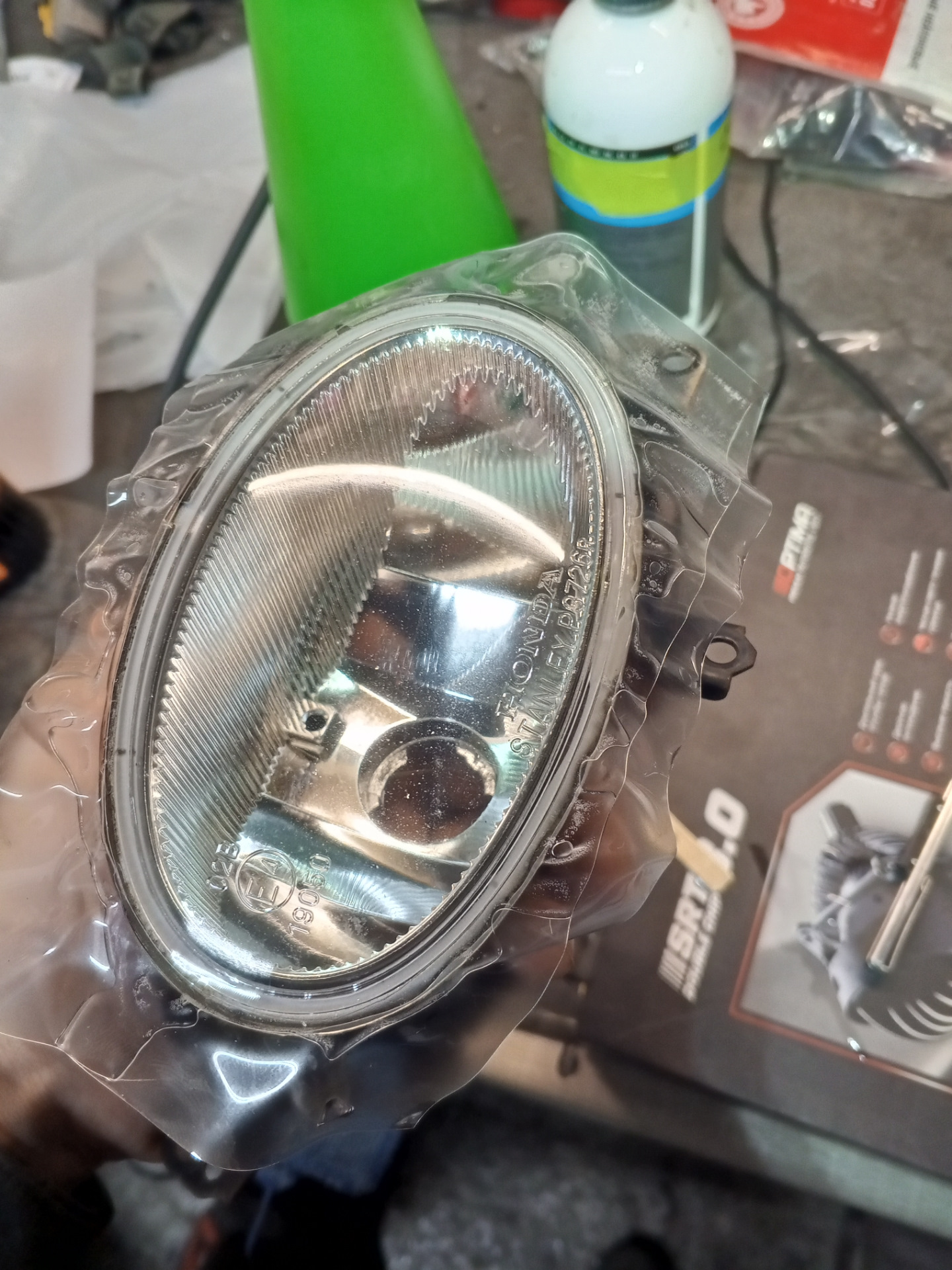 Броня на капот и туманки. — Honda Stream (RN6-9), 1,8 л, 2010 года | стайлинг | DRIVE2