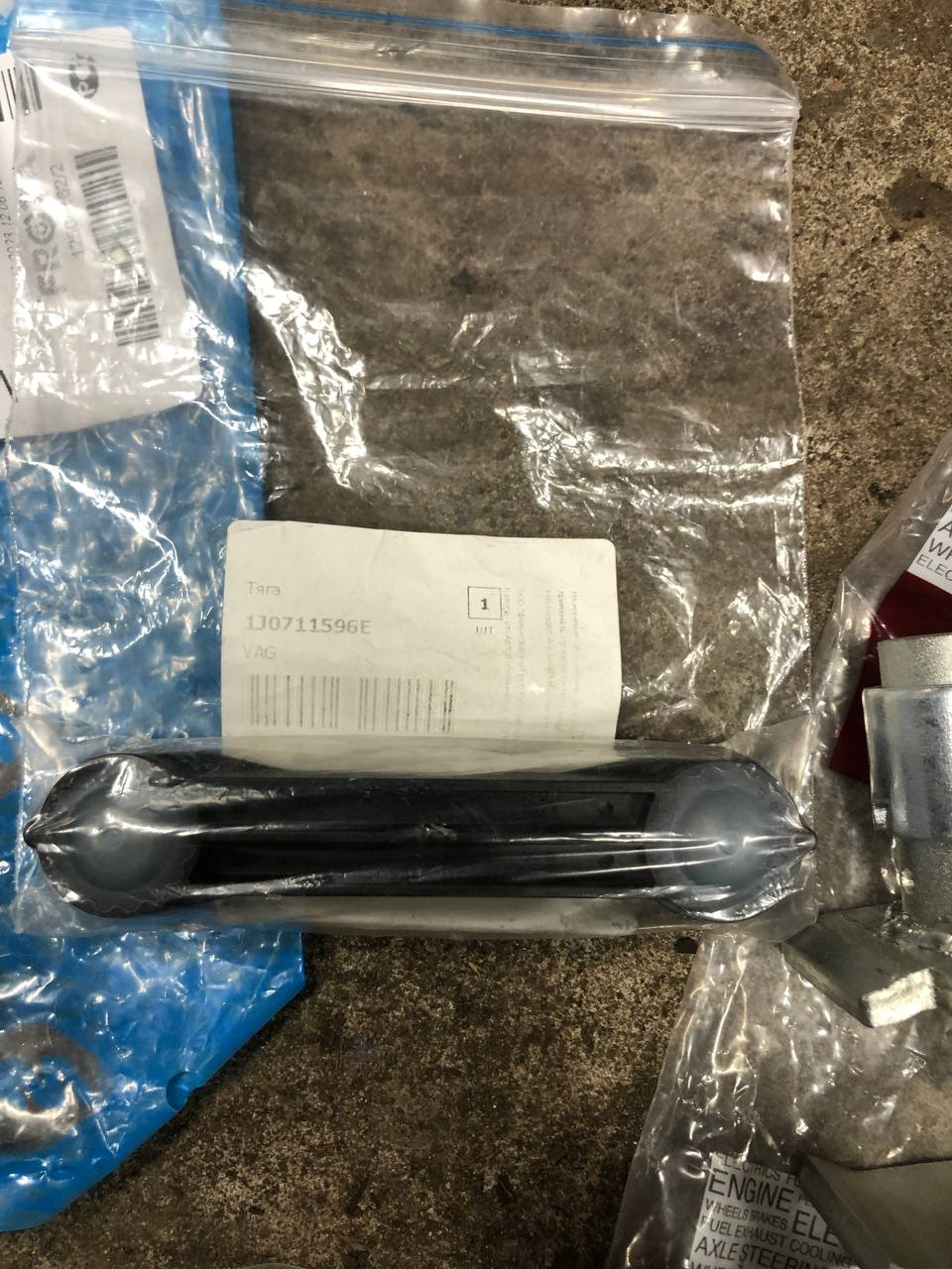 Механизм выбора передач(вертолёт)- VW Bora — Volkswagen Bora (1G), 1,6 ...