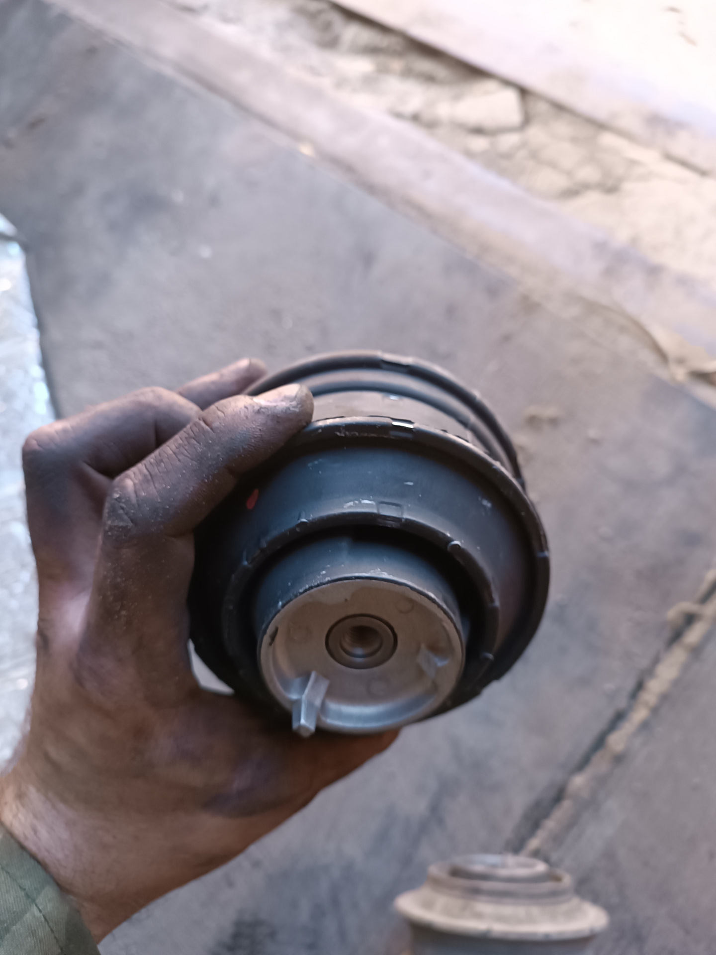 Правая подушка ДВС. 🙋 — Mercedes-Benz E-Class (W211), 2,7 л, 2002 года ...