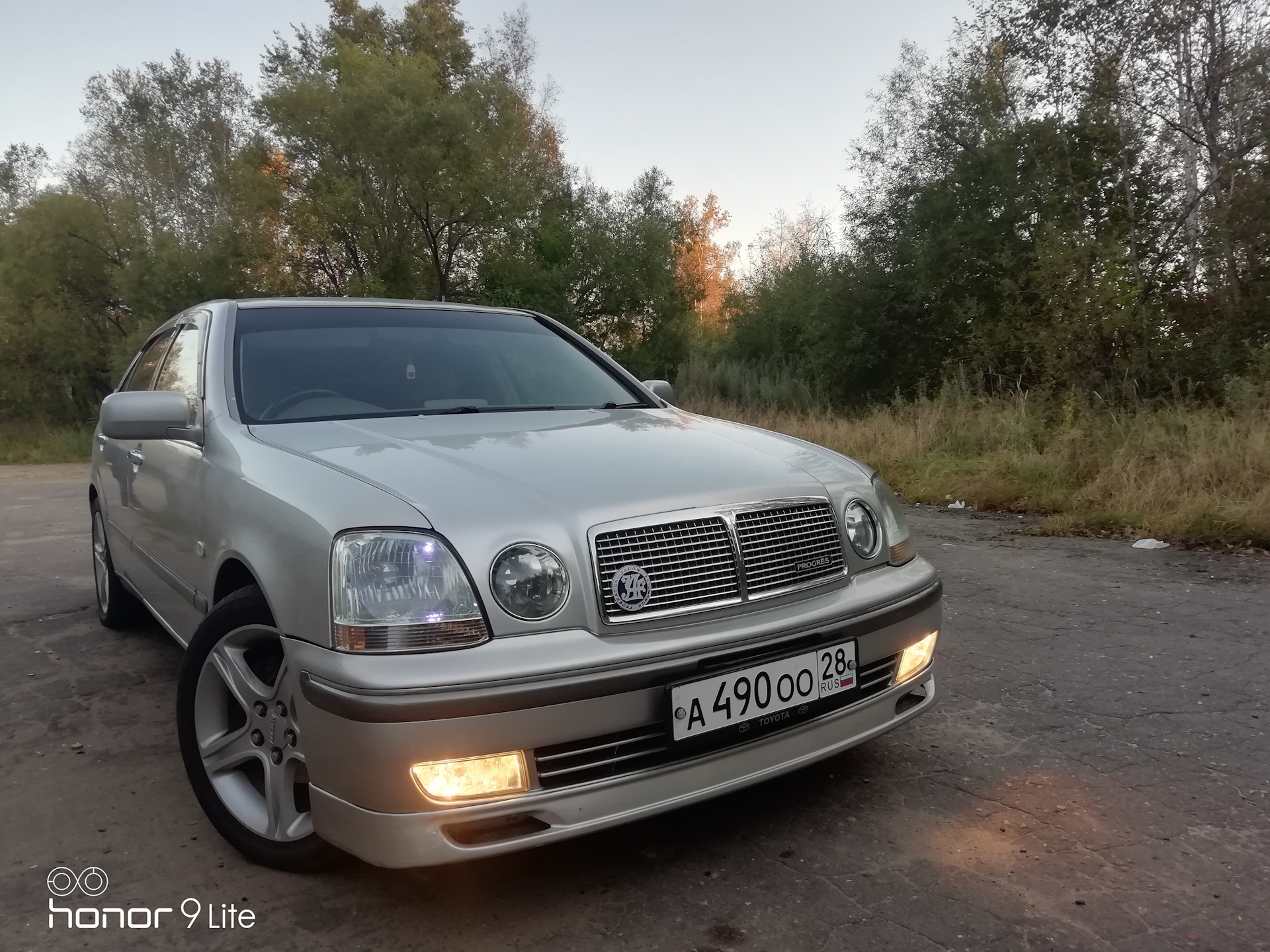 Хрустали — Toyota Progres, 2,5 л, 1998 года | стайлинг | DRIVE2