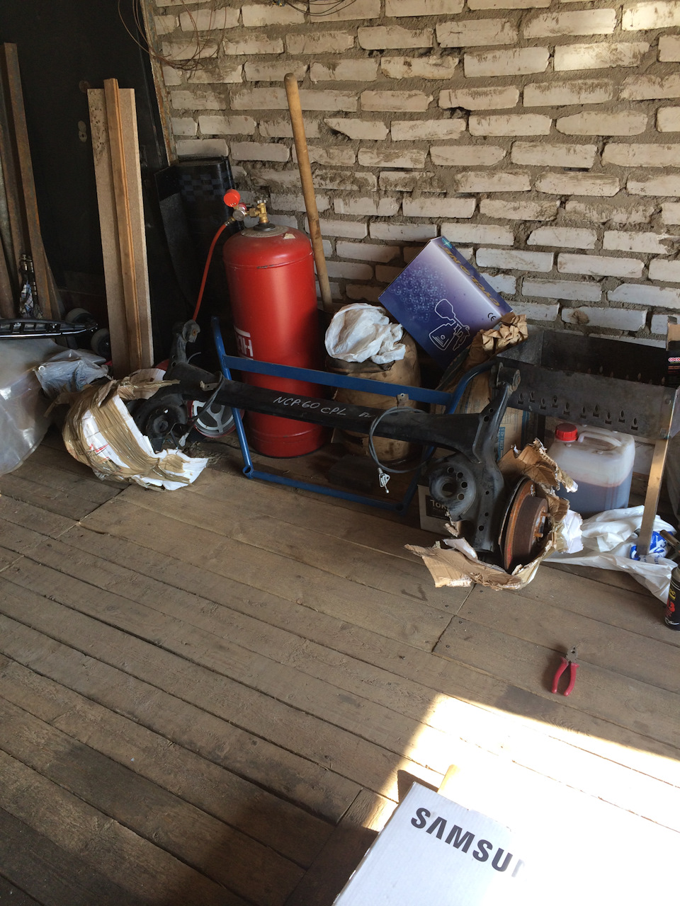 Здт — Toyota bB (NCP30), 1,5 л, 2004 года | аксессуары | DRIVE2