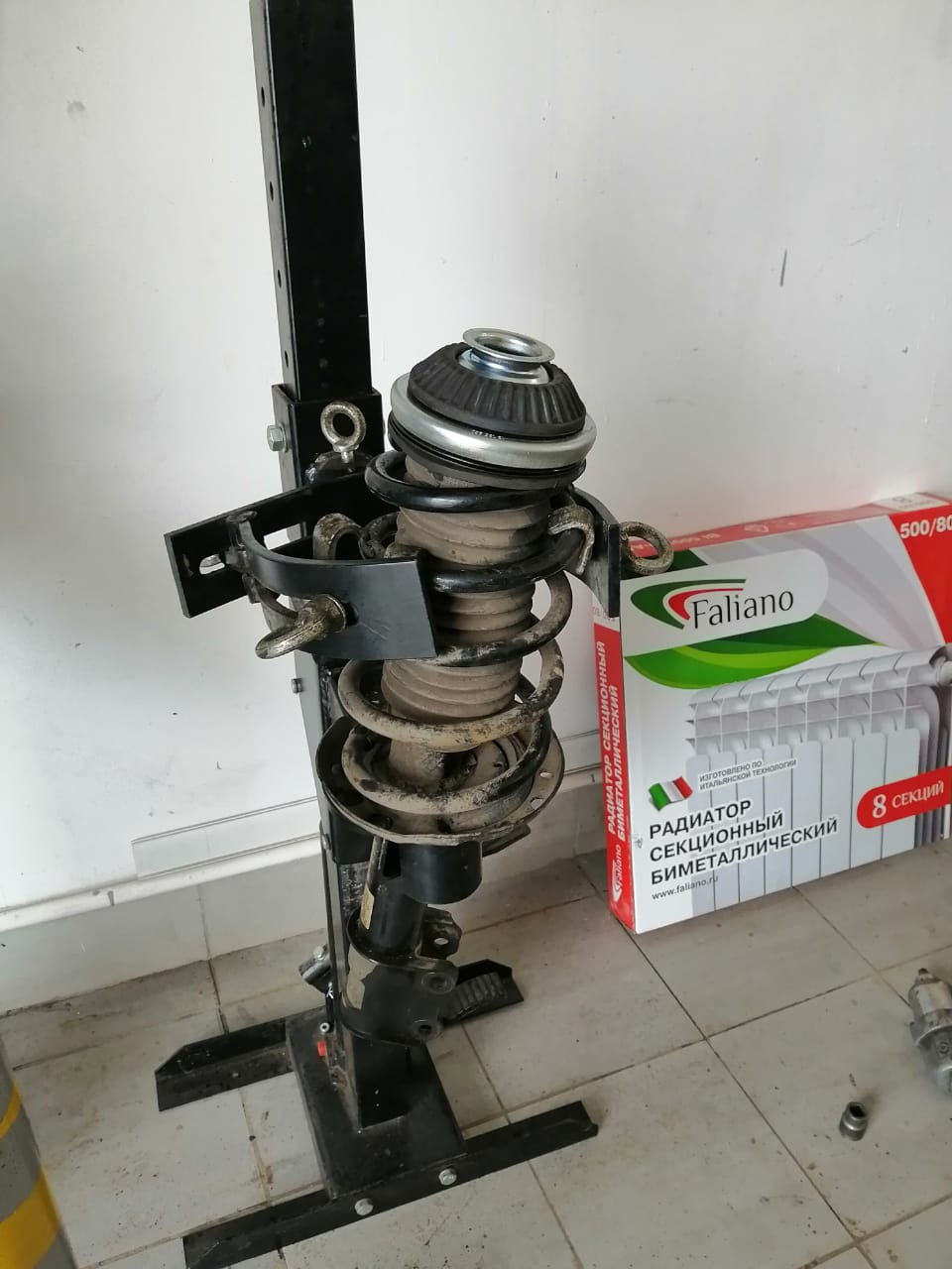 ТО с заменой опорного подшипника — Opel Zafira B, 1,8 л, 2012 года ...