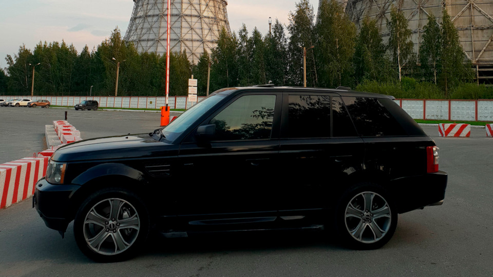 Land Rover Range Rover Sport (1G) 4.2 бензиновый 2006 | 13 на DRIVE2