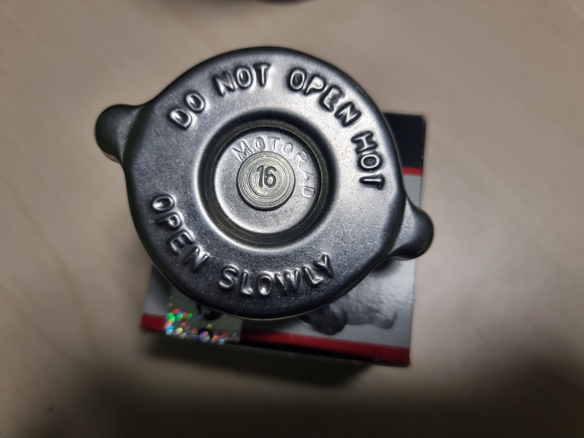 Крышка системы охлаждения — ГАЗ Сайбер, 2,4 л, 2010 года | запчасти ...