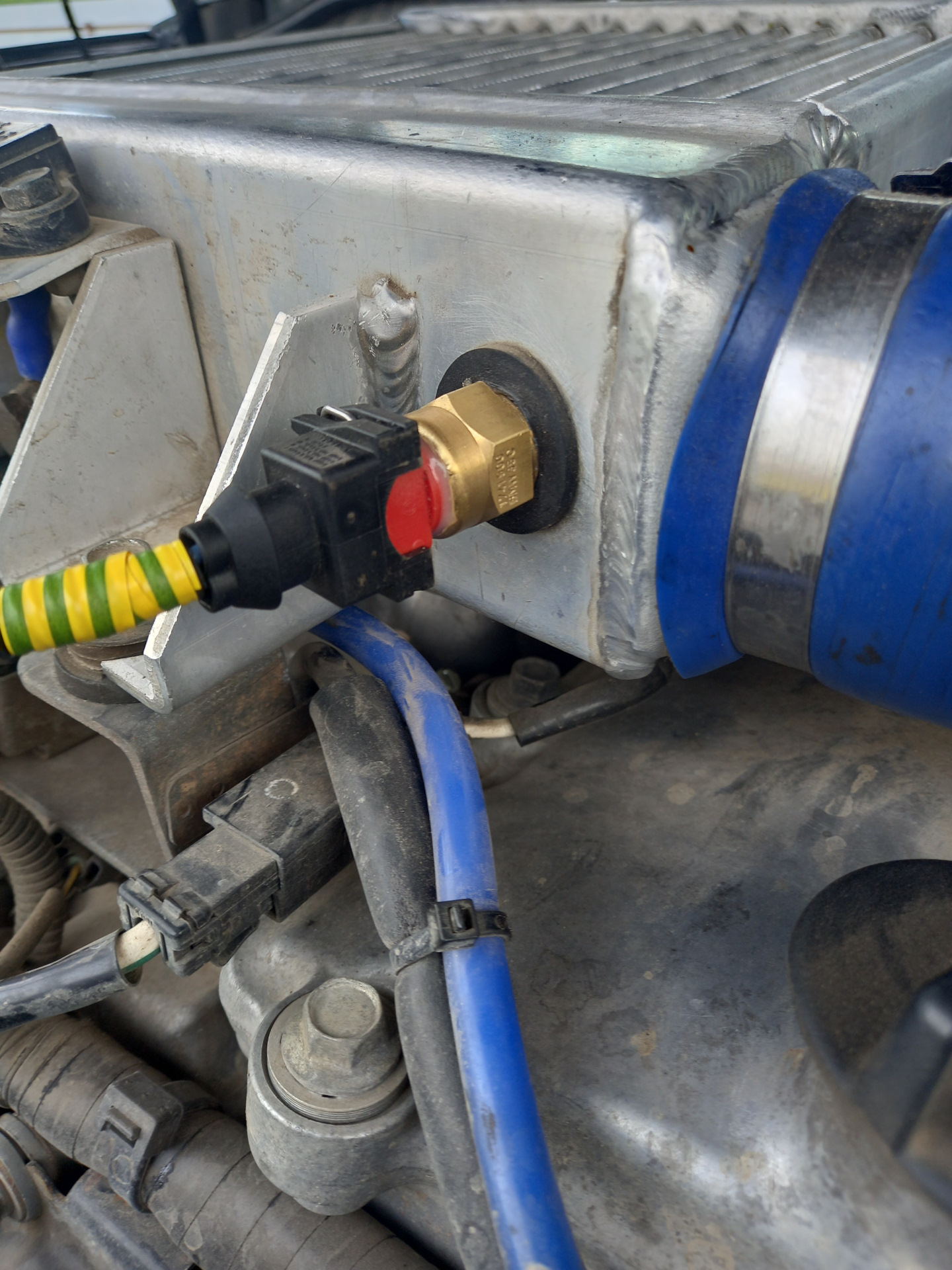 Подключение вентилятора интеркуллера. — Nissan Patrol (Y61), 3 л, 2009 ...