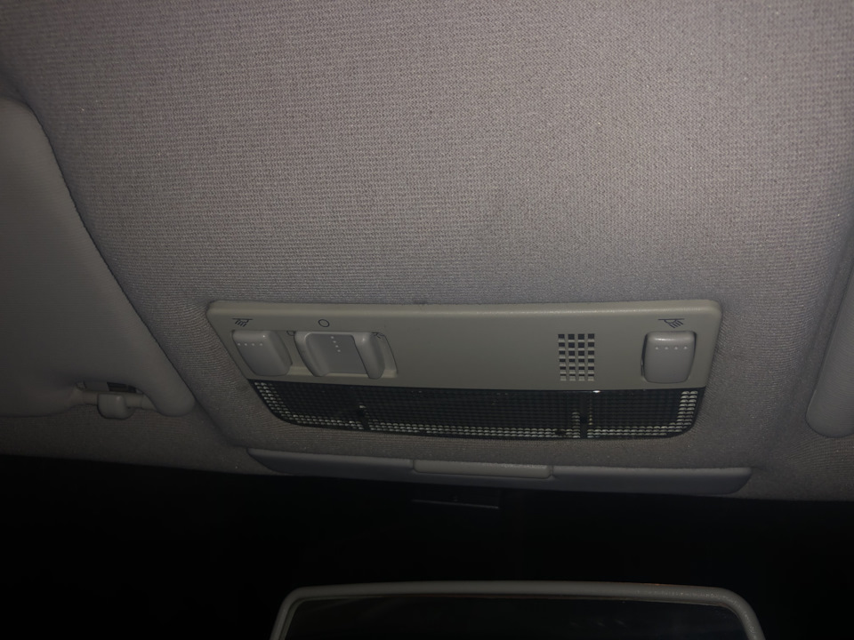 Плафон + подсветки дверей — Volkswagen Golf Mk4, 1,9 л, 2001 года ...