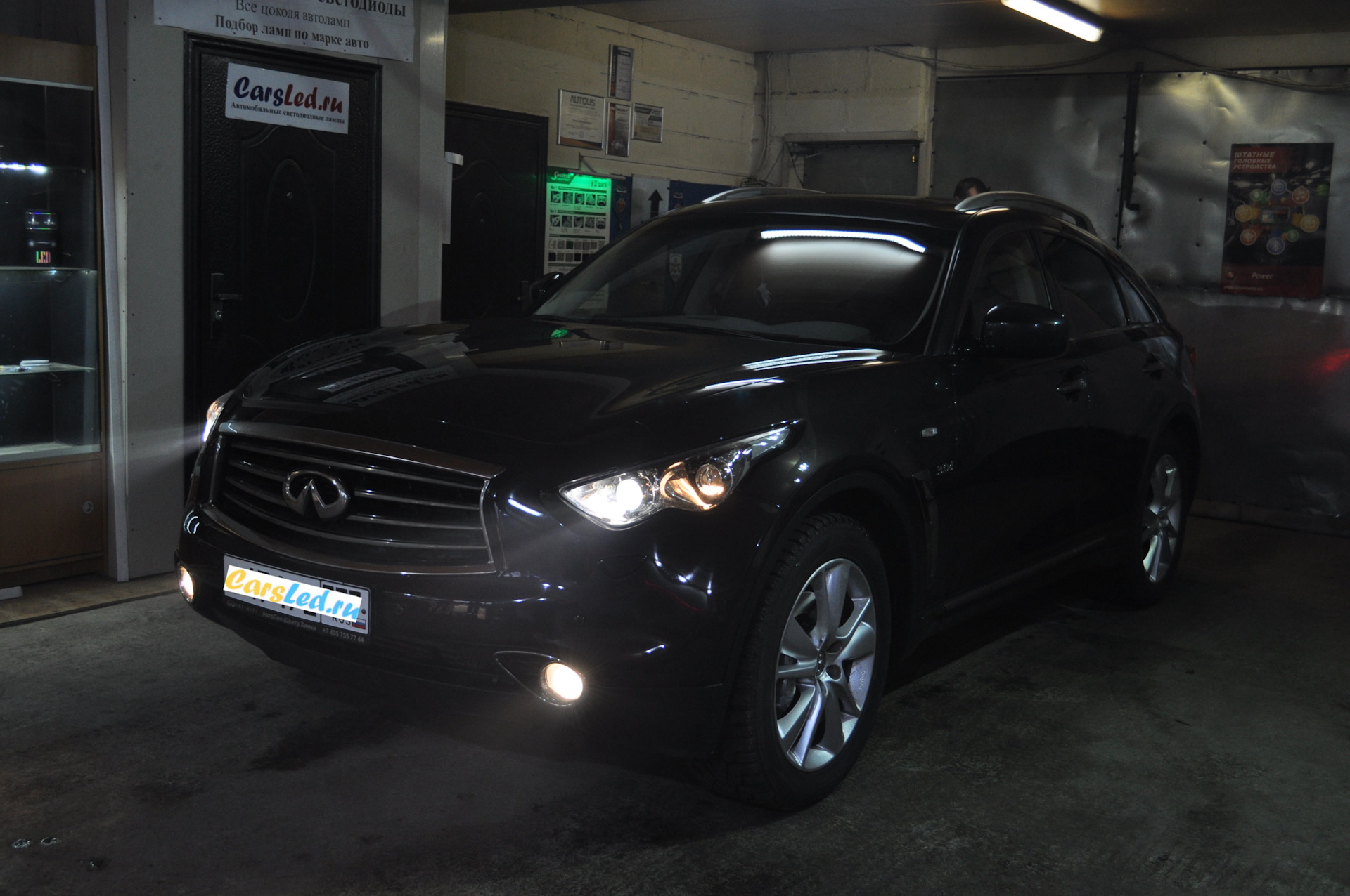 INFINITI FX / QX70. Да будет LED ! — CarsLED на DRIVE2