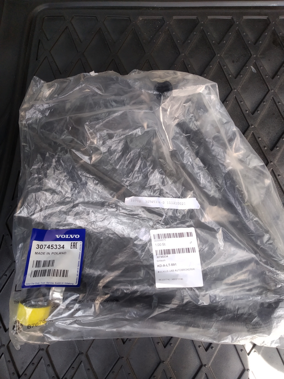 30745334 Патрубок отопителя XC70 Volvo | Запчасти на DRIVE2