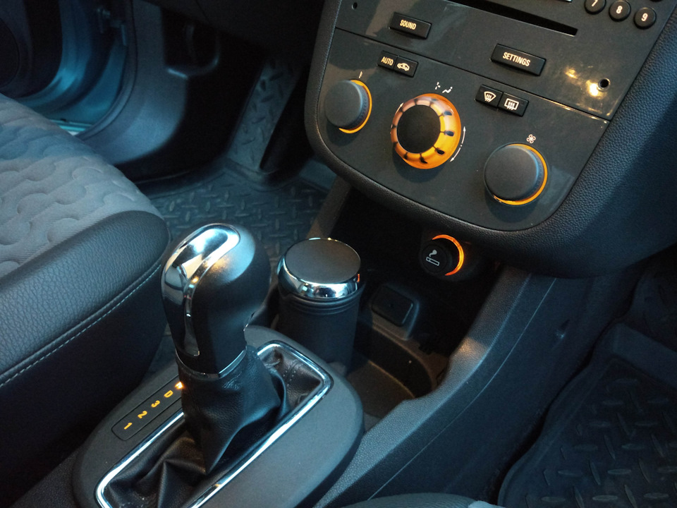 Набор курильщика — Opel Corsa D, 1,4 л, 2011 года | аксессуары | DRIVE2