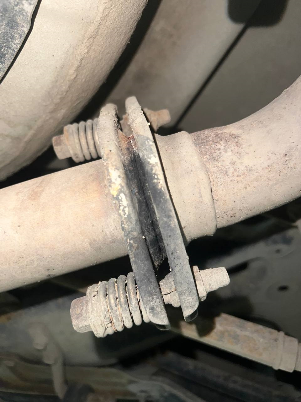 Очередная замена радиатора (с Luzar на Sakura) — Toyota Camry (XV50), 2 ...