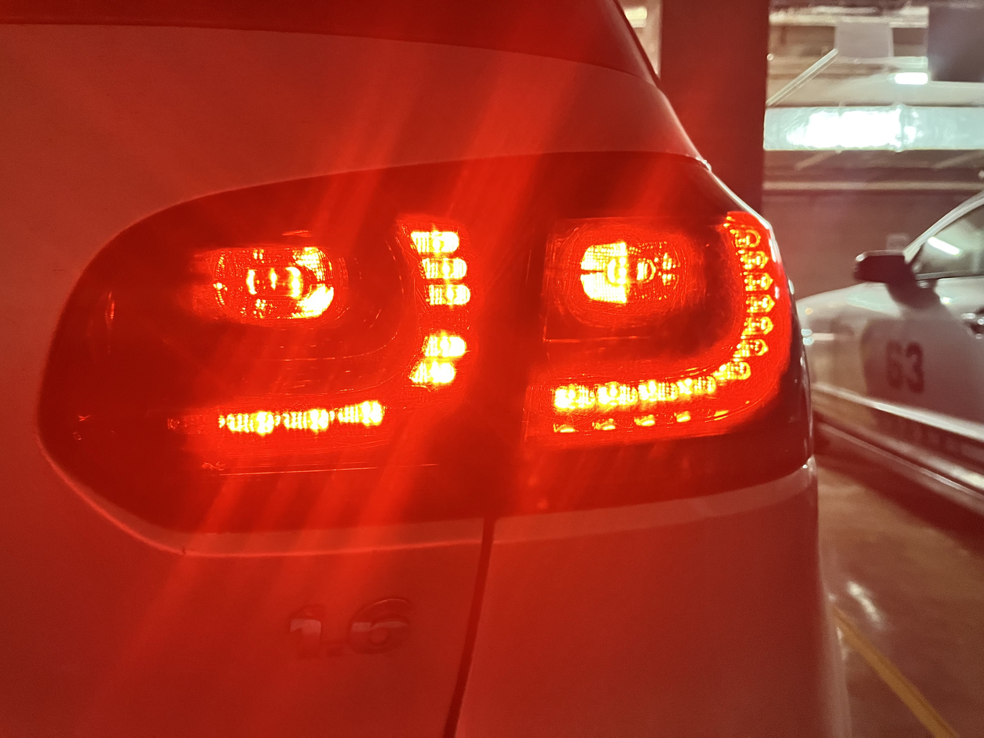 Посоветуйте, кто\где восстанавливает светодиодные задние фары? — Volkswagen Golf Mk6, 1,6 л ...