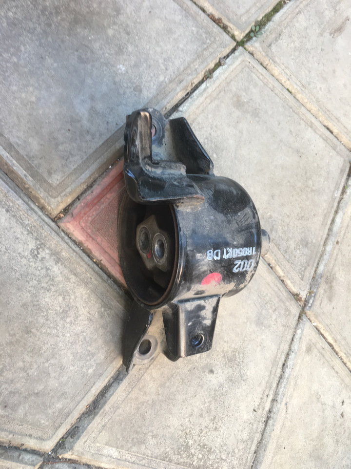 218301R050 ОПОРНЫЙ УЗЕЛ ДВИГАТЕЛЯ И КПП KIA HYUNDAI | Запчасти на DRIVE2