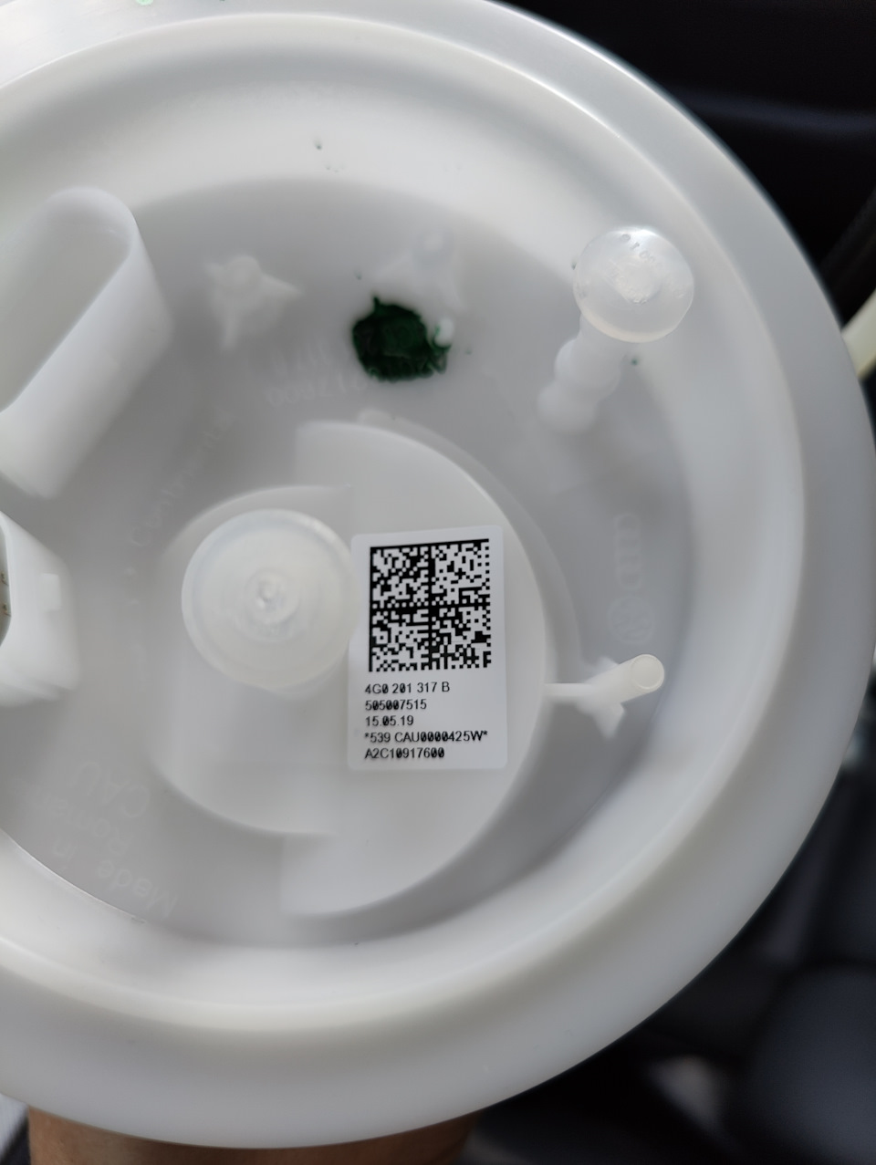 Замена топливного фильтра Audi A6 C7 / A7 4G (видео) — Audi A6 (C7), 2 ...