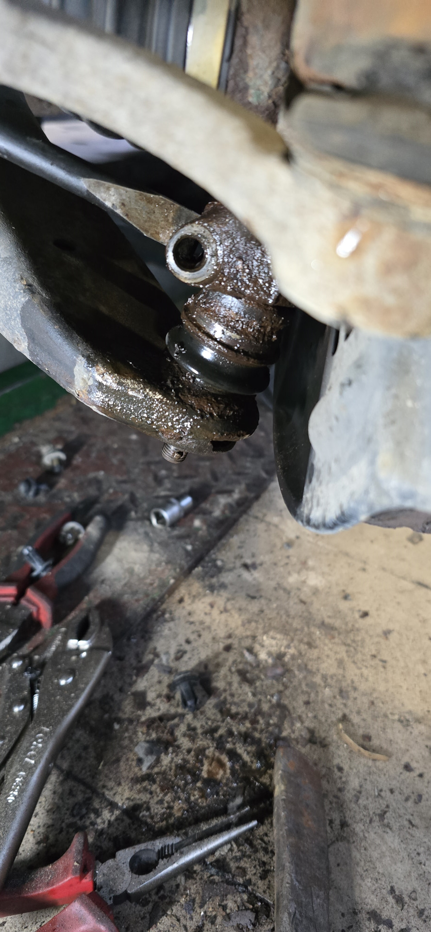 Замена втулок стабилизатора (перед, зад), левой шаровой Subaru Outback ...