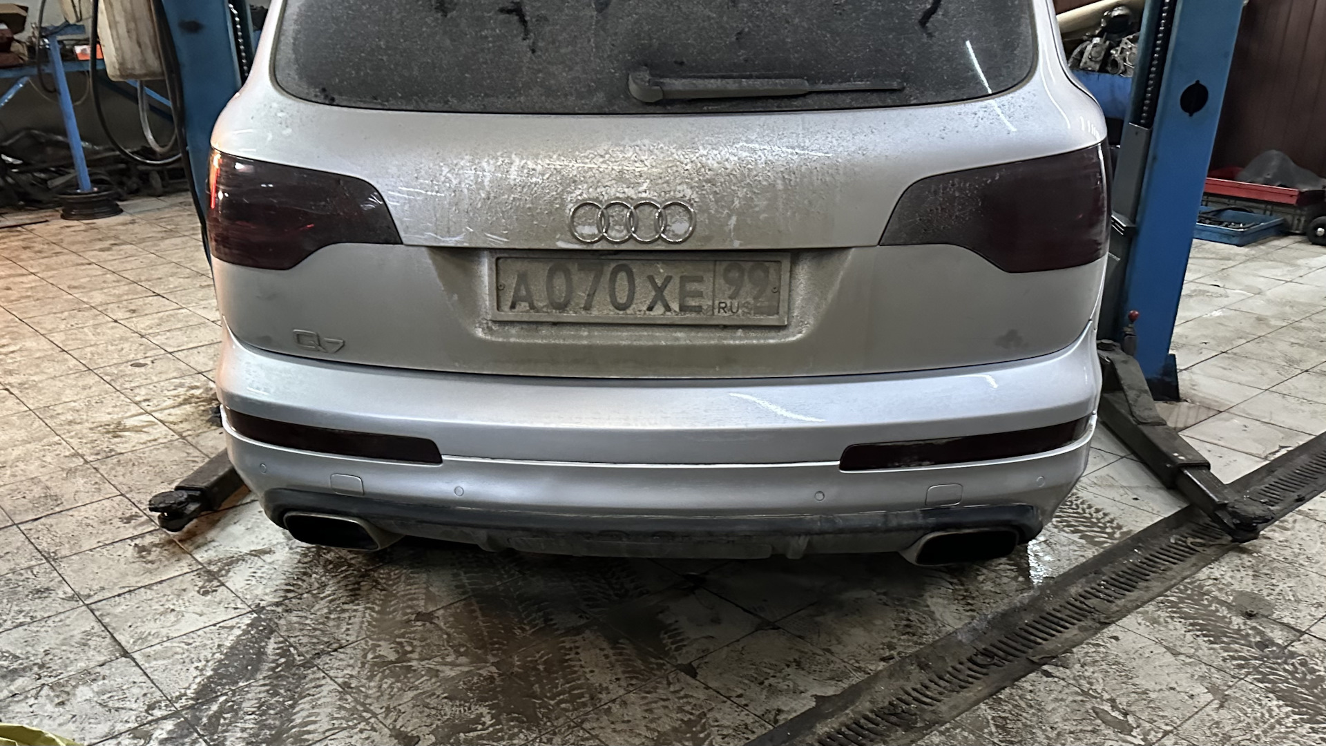 Насадки на глушитель от Porsche Cayenne — Audi Q7 (1G), 3,6 л, 2008 ...