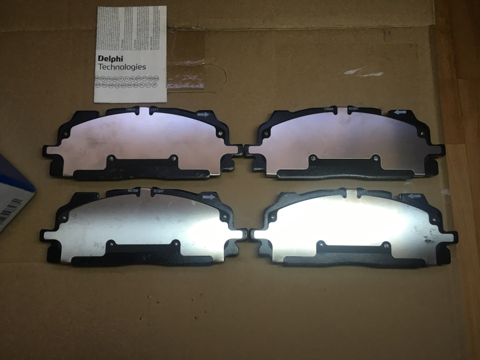 Передние тормозные колодки Audi Q7 4M Q8 Touareg 3 CR7 на Audi Q5 (2G ...