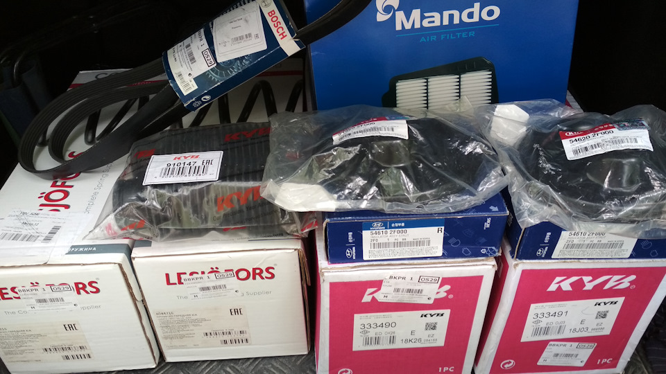 Замена передних стоек, пружин, опорных подшипников — KIA Cerato (1G), 1 ...