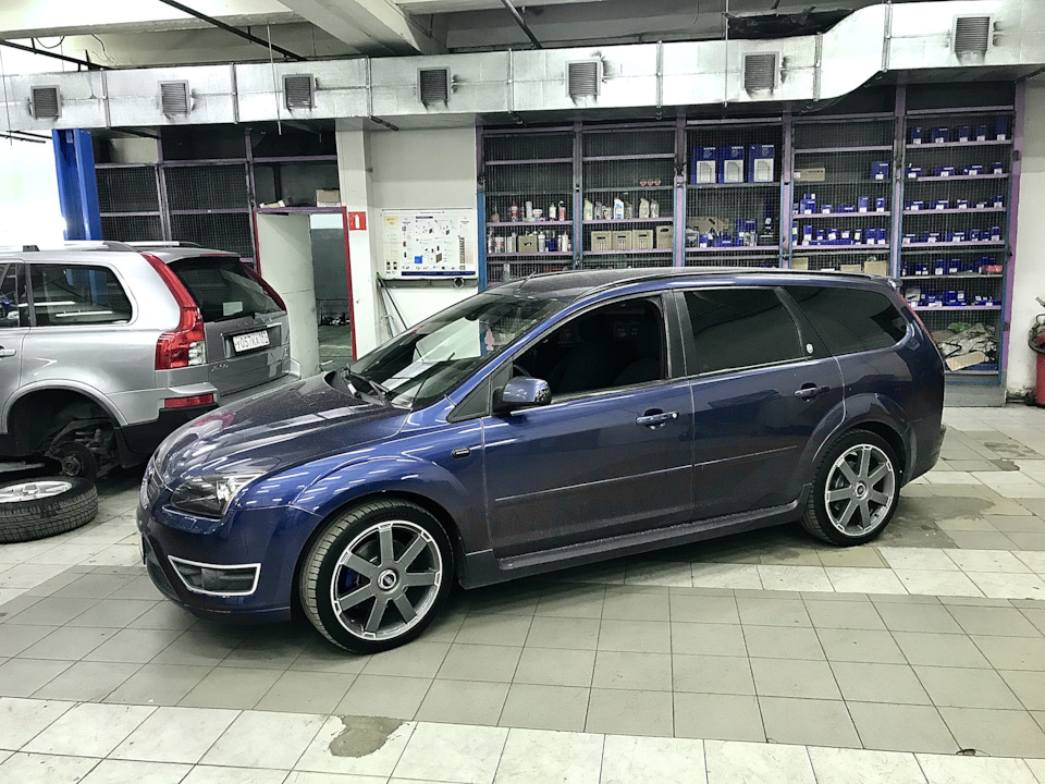 Демпферы — Ford Focus Wagon II, 2 л, 2006 года | аксессуары | DRIVE2