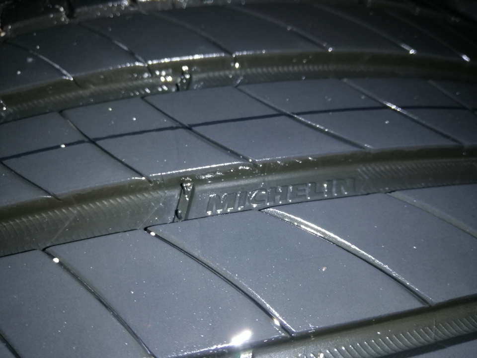 Новые шины MICHELIN PRIMACY 4 — 215/60 R16 — Mercedes-Benz Vito (1G), 2 ...