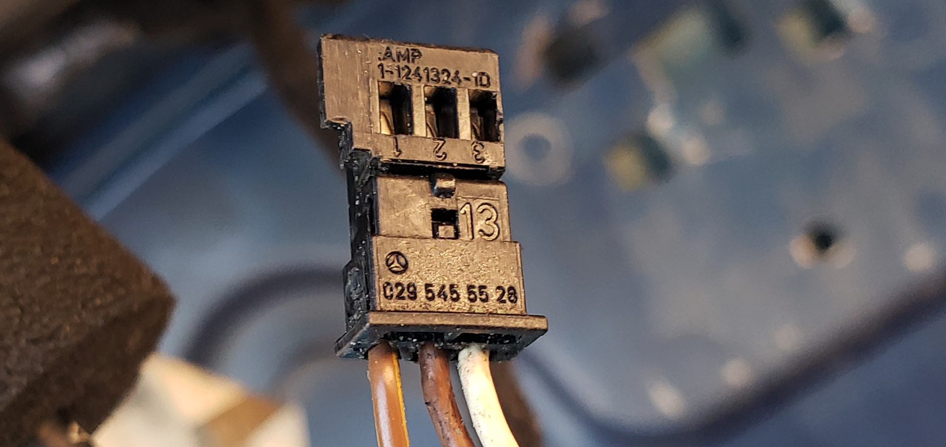 Замена замка багажника. — Mercedes-Benz CLK (W209), 3,2 л, 2002 года ...