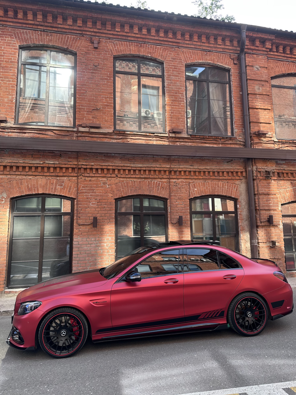 Лучшая — Mercedes-Benz C 63 AMG (W205), 4 л, 2020 года | фотография | DRIVE2