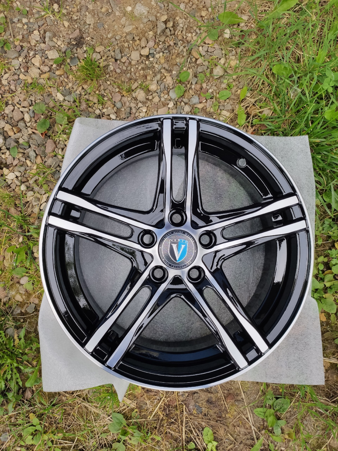 Купил диски на зиму 6x15 5x100 ET38 D57.1 Venti 1505 BD — Skoda Rapid ...