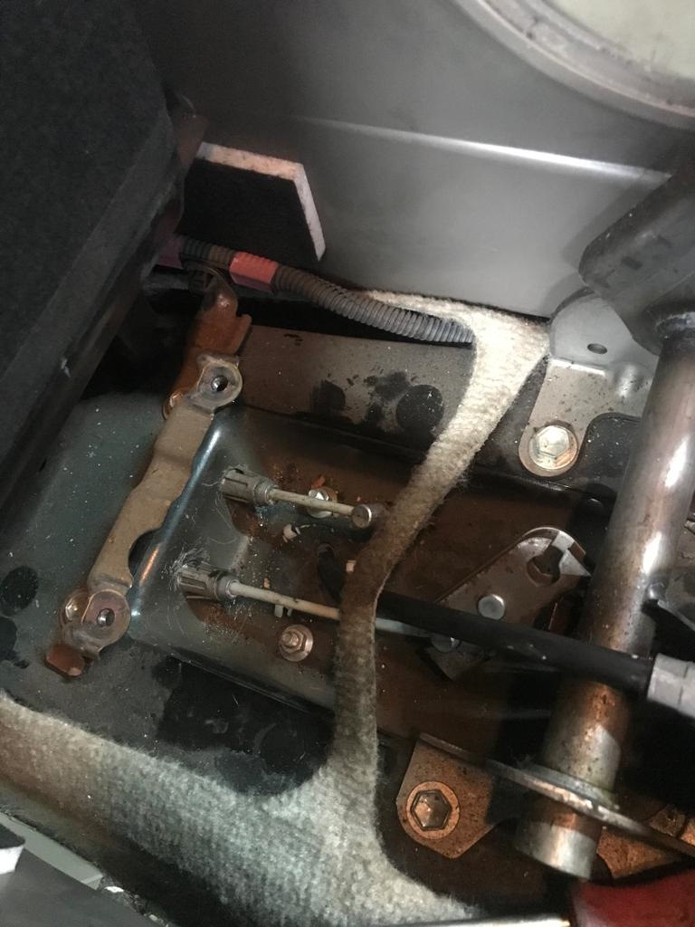 Тормоза и жидкости — Toyota Land Cruiser Prado 120-series, 4 л, 2006 ...