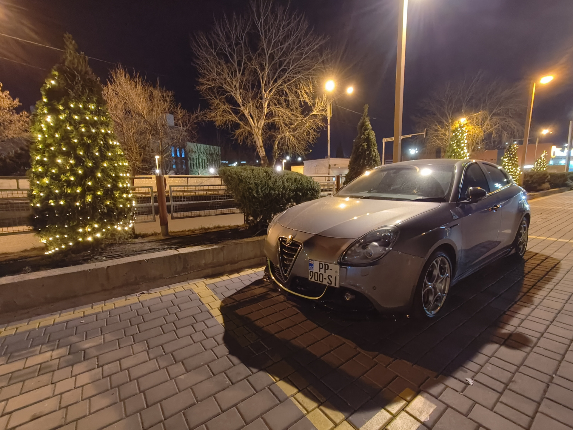 Bandito at night😍😉 — Alfa Romeo Giulietta (940), 1,8 л, 2015 года ...