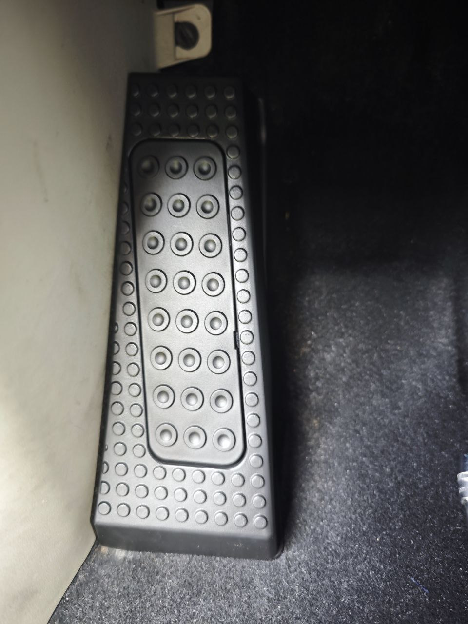 Упор левой ноги — Mitsubishi Pajero (4G), 3 л, 2021 года | аксессуары ...