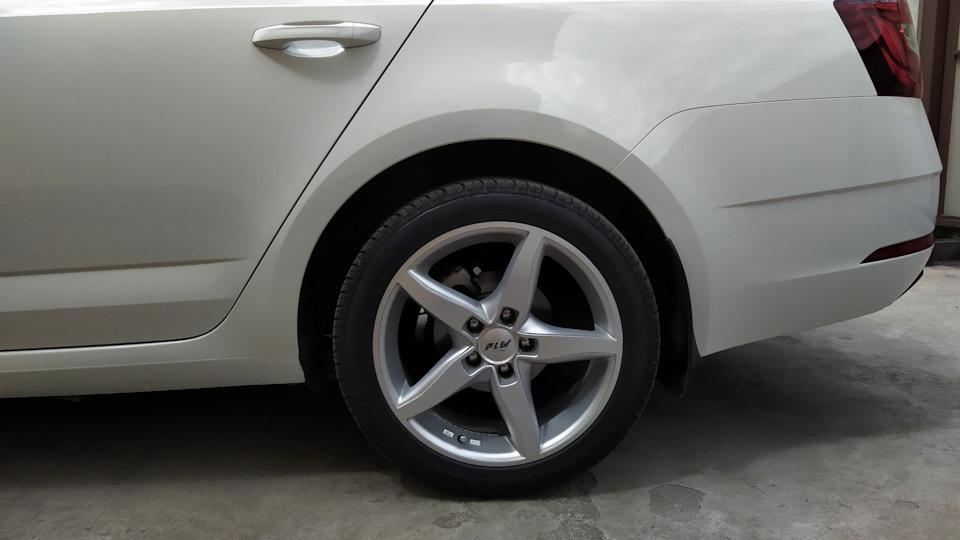 Ложная паника или задний датчик АБС — BMW X3 (E83), 3 л, 2006 года ...