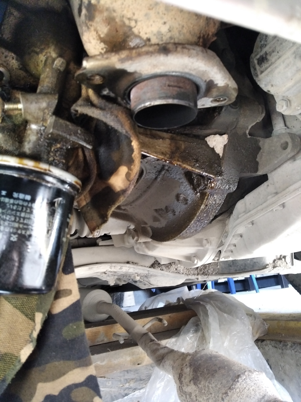 Устранение течи масла из-под кронштейна масленого фильтра 1sz — Toyota ...