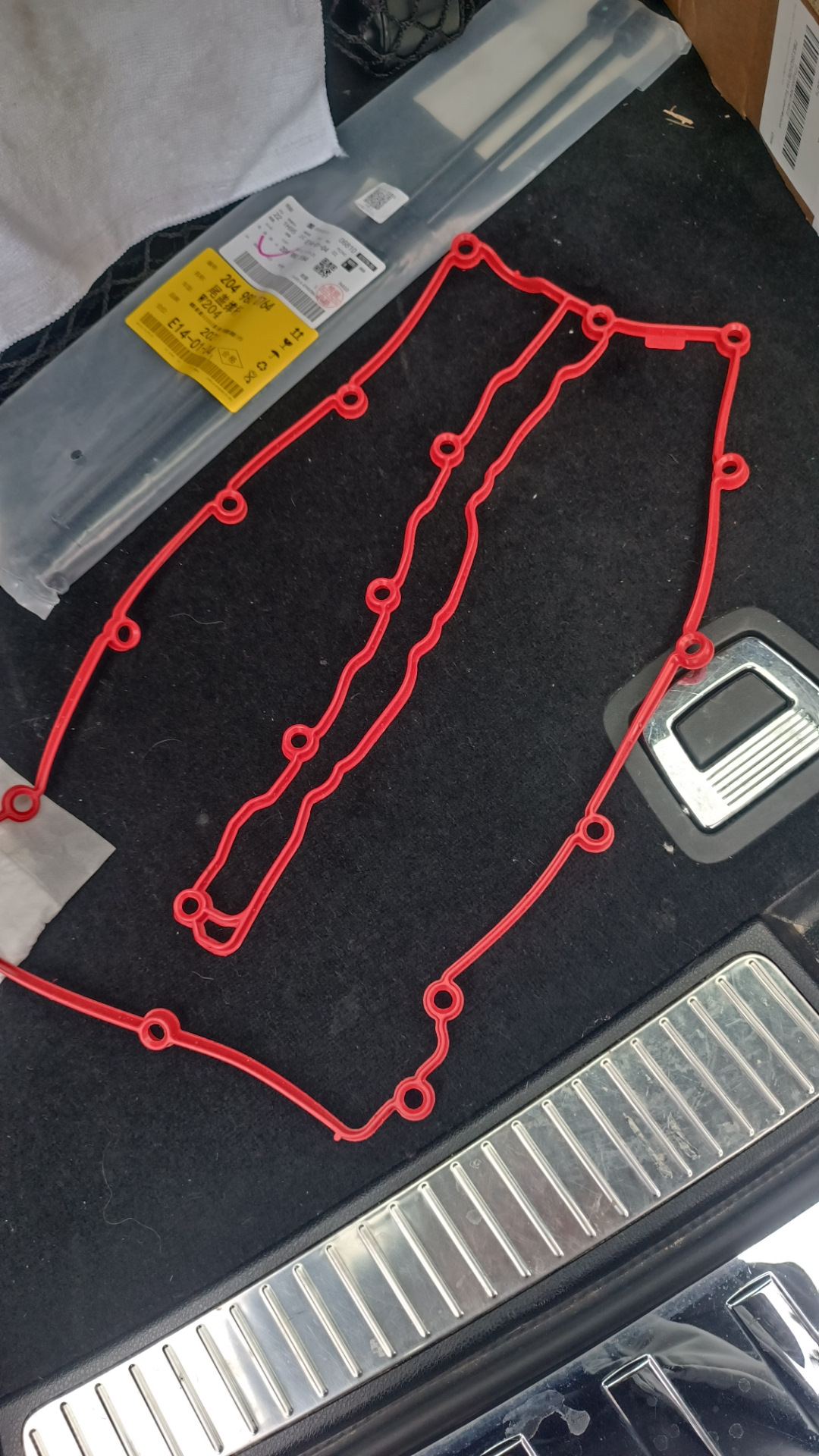 Замена прокладки клапанной крышки — Mercedes-Benz GLK-Class (X204), 2,1 ...