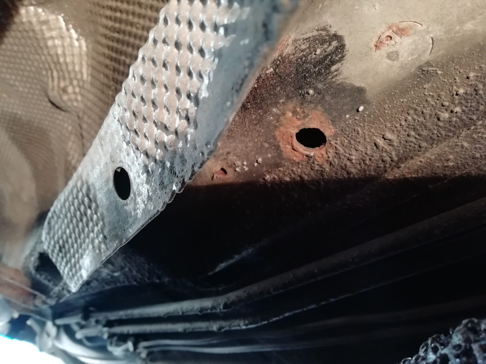 Пересмотрел днище. Обработал. — BMW 3 series (E46), 2 л, 2002 года ...