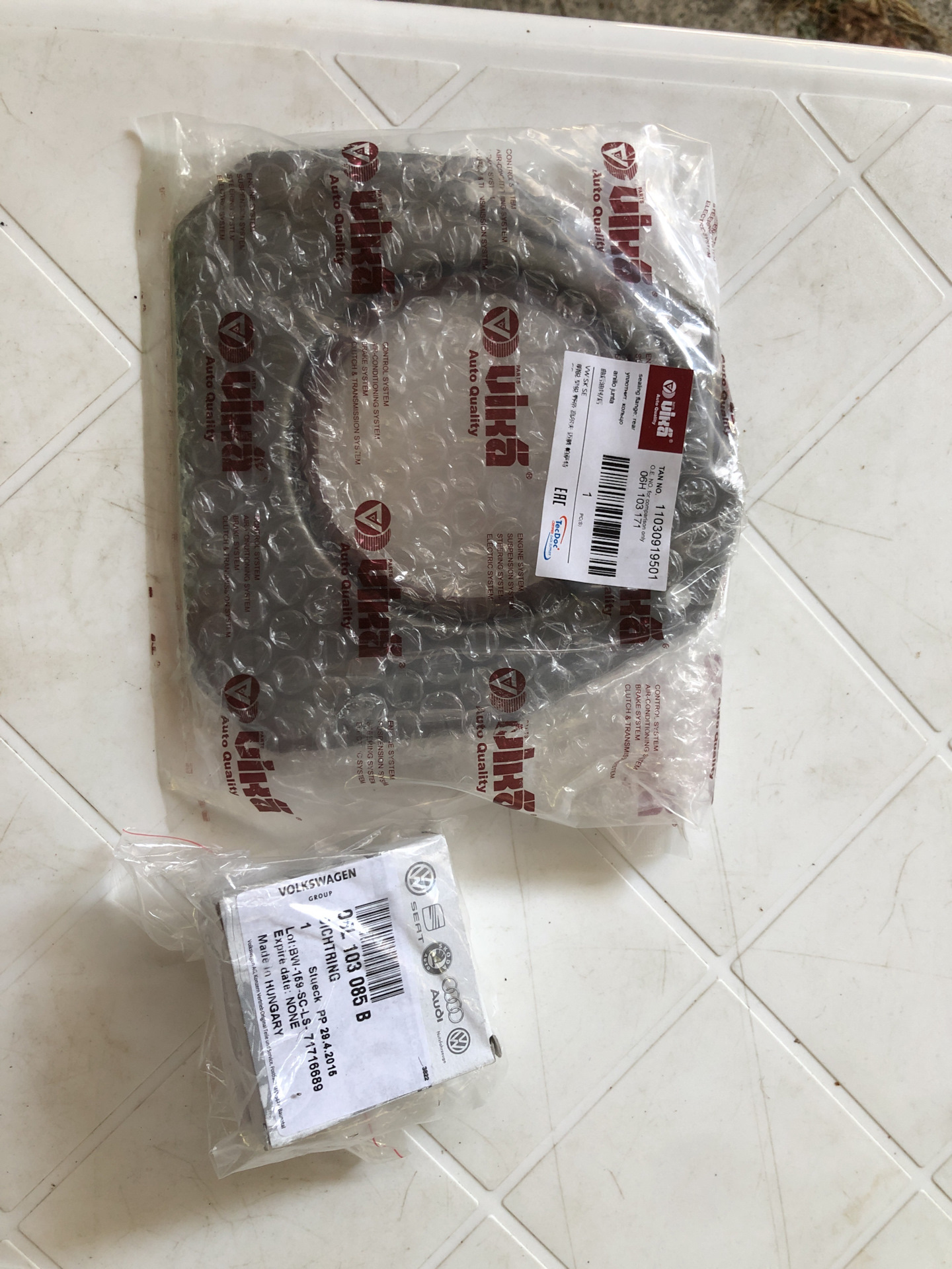 Сальники коленвала — Volkswagen Golf GTI Mk6, 2 л, 2010 года | плановое ...