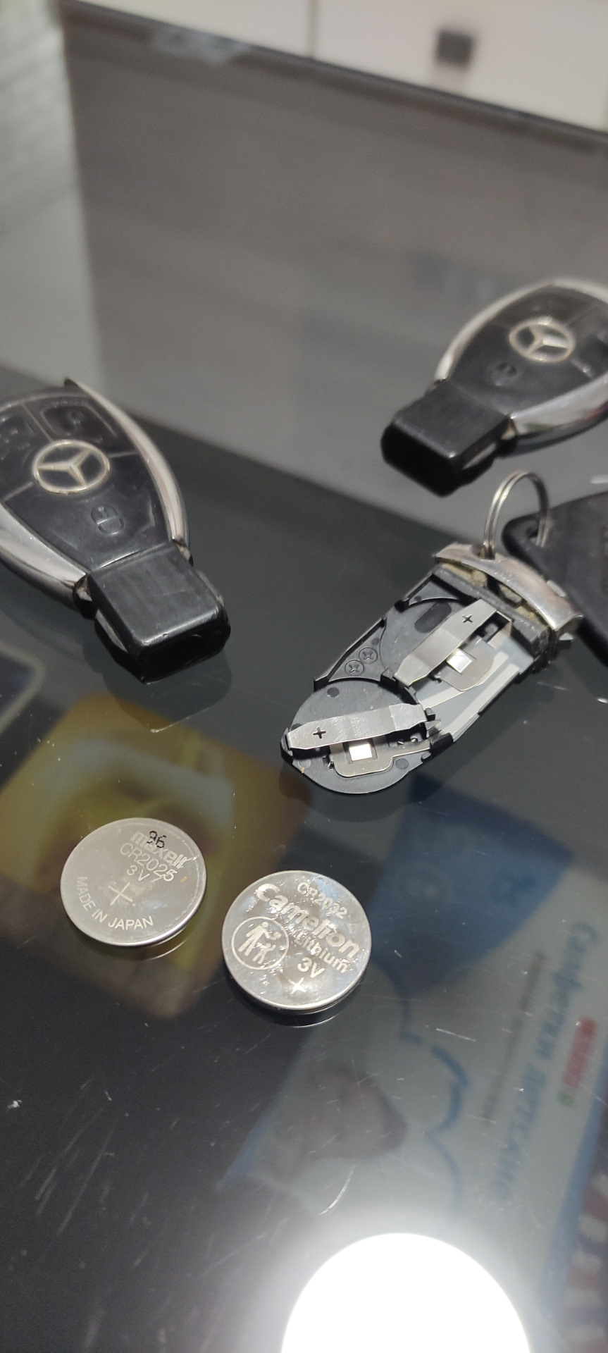 Батарейки в ключ Мерседес — Mercedes-Benz S-Class (W221), 3 л, 2006 ...