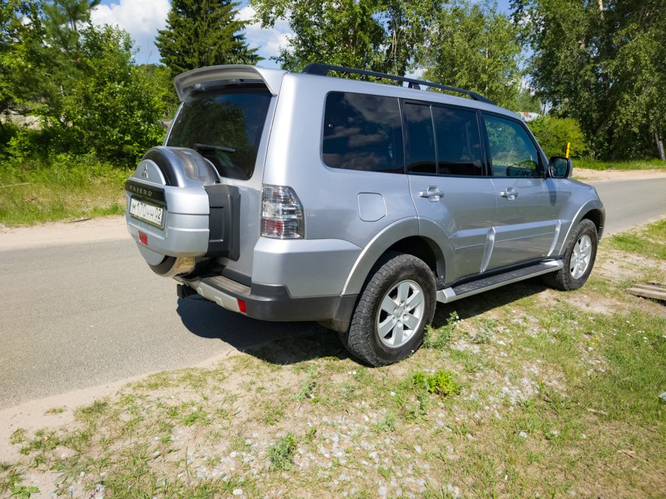 Задний бампер дорест — Mitsubishi Pajero (4G), 3,2 л, 2011 года ...