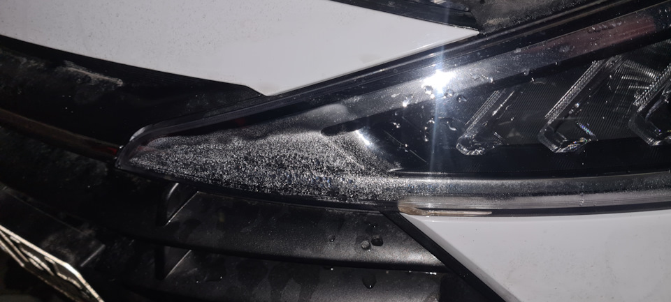 ВЛАГООТДЕЛИТЕЛЬ ФАРЫ ГОЛОВНОГО СВЕТА — Hyundai Elantra (6G), 1,6 л ...