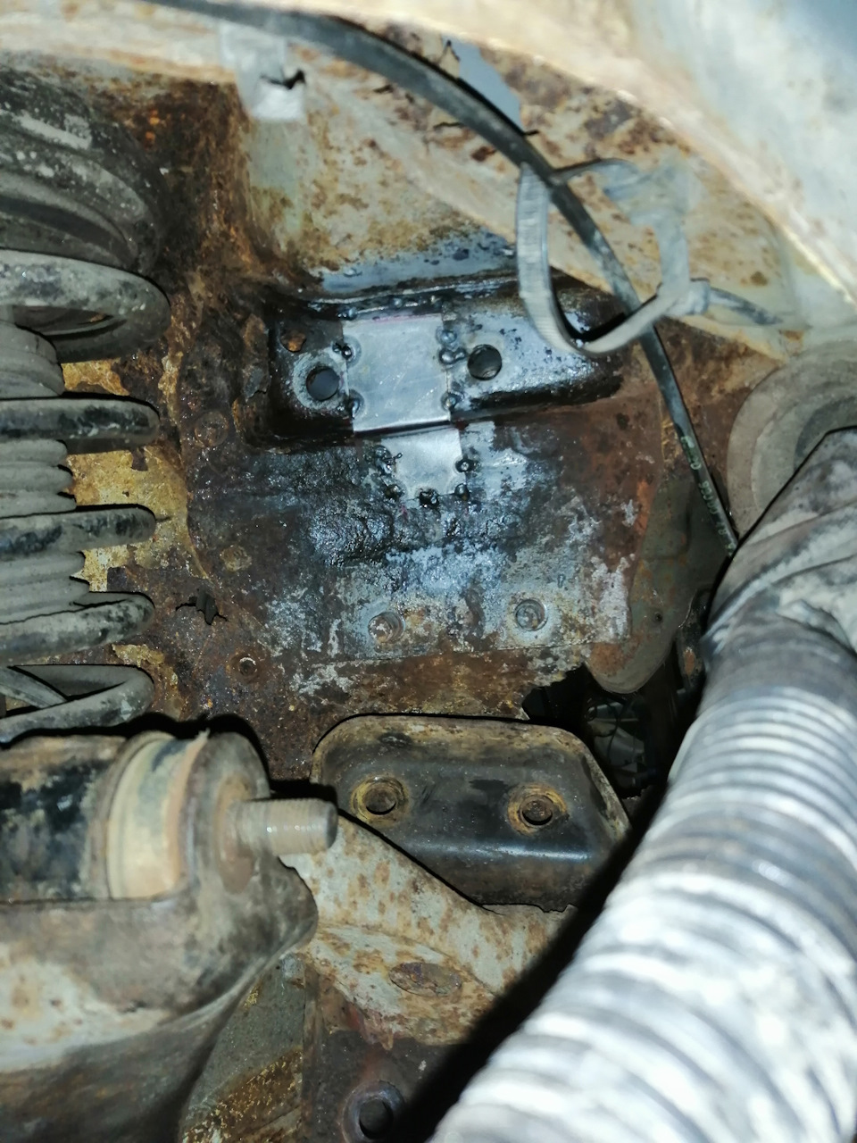 Замена топливных фильтров. — Great Wall Hover, 2 л, 2014 года ...