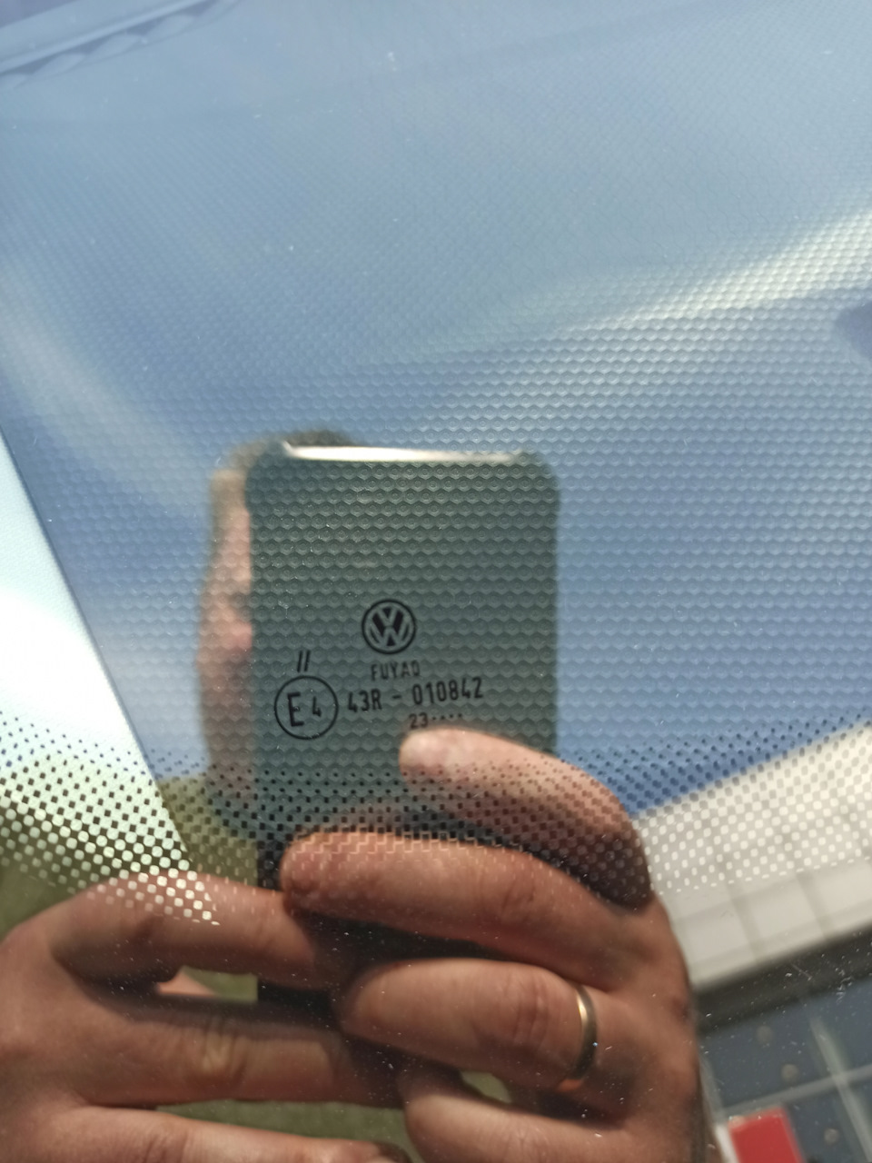 Замена стекла — Volkswagen Tiguan (2G), 1,4 л, 2021 года | визит на ...