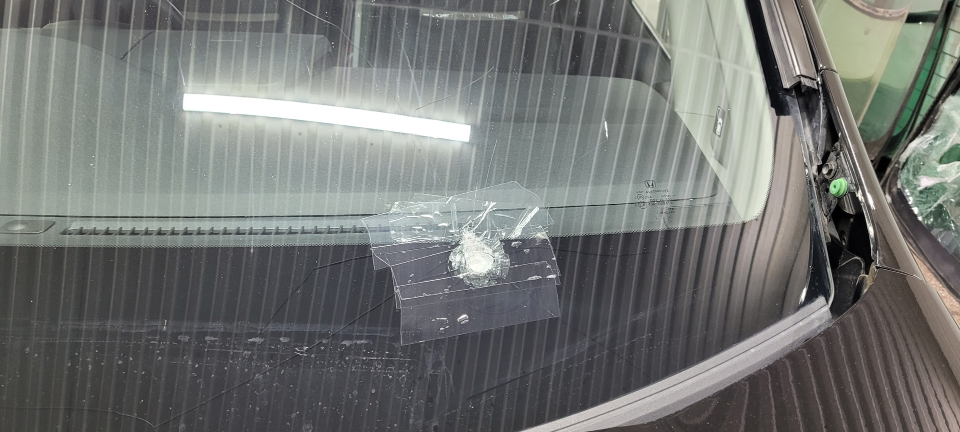 Новое, старое лобовое. — Honda Stepwgn (5G), 1,5 л, 2017 года | визит ...